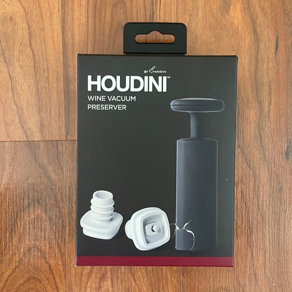 Houdini | Kitchen | Houdini Wine Vacuum Preserver | Poshmark